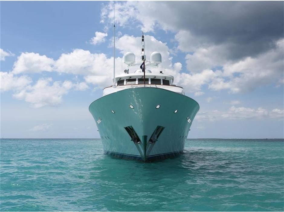 LADY VICTORIA Yacht Charter Details, Feadship | CHARTERWORLD Luxury ...
